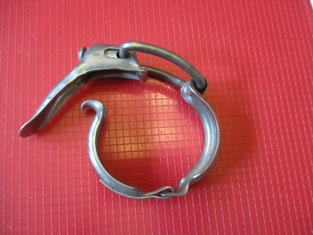 Used 1 1/2" Snap Clamp - Dairy Train Classifieds