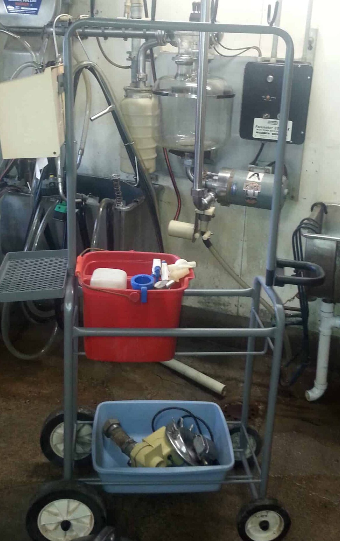 Milk House Cart – Dairy Train Classifieds